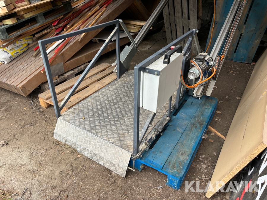 Handikapphiss/trapphiss Swede Lift Step on 800, Tierp, Klar