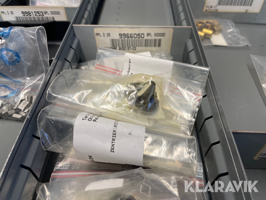 Hylsor, stansar, förlängare, bitsar m.m., Skara, Klaravik au