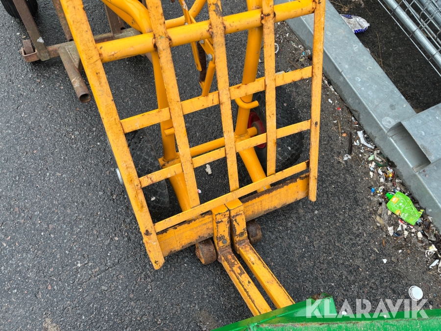 Arbetsvagnar, bygg, Norrköping, Klaravik auktioner