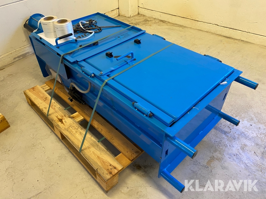 Balpress för plastbalar Mil-tek 205/205TS, Tranås, Klaravi