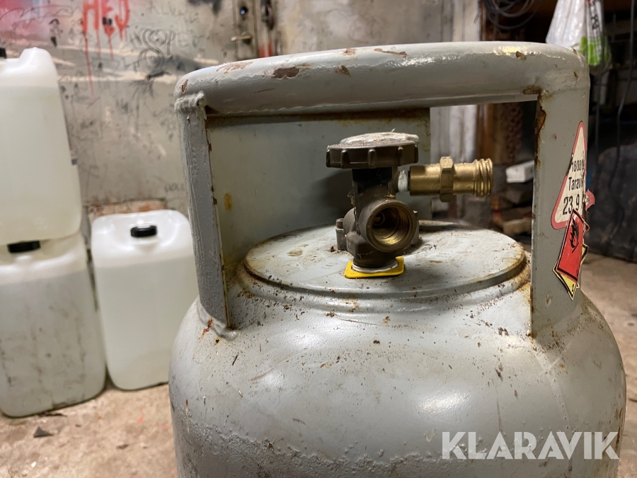 Klaravik Auktioner | Gasoltub AGA M-16