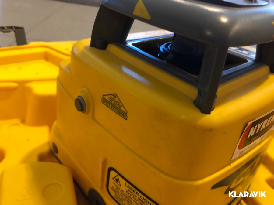 Klaravik Auktioner | Tvåfallslaser Spectra GL422