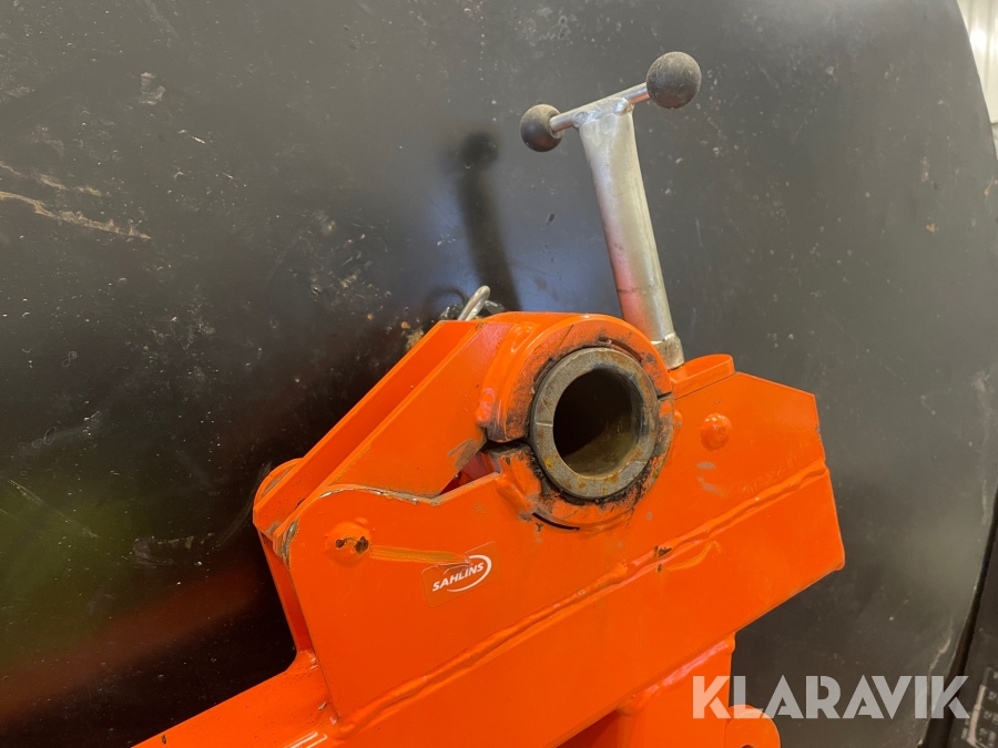 Linjemaskin Sahlins 2230, Sundsvall, Klaravik auktioner