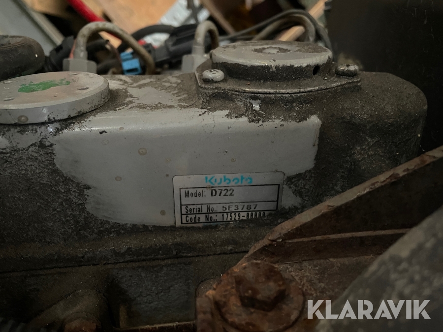 Motor med tank Kubota D722, Borlänge, Klaravik auktioner