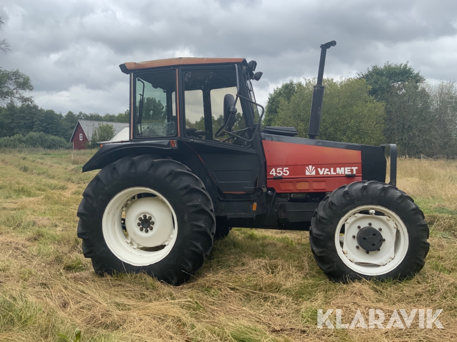 Traktor Valmet 455, Vetlanda, Klaravik auktioner