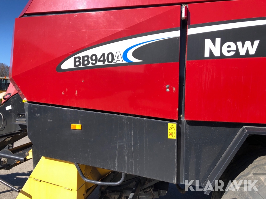 Fyrkantspress New holland BB940A