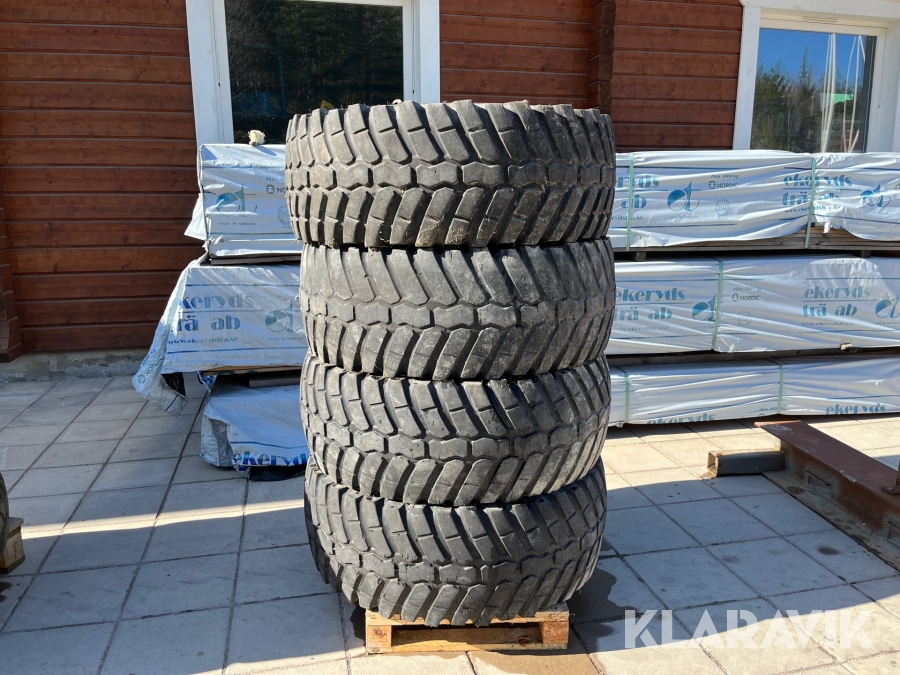 Entreprenaddäck 400/70R20, Köping, Klaravik auktioner