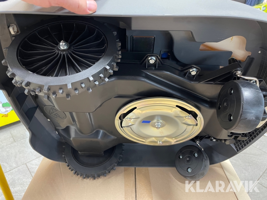 Robotgräsklippare Honda Miimo 520, Nybro, Klaravik auktioner