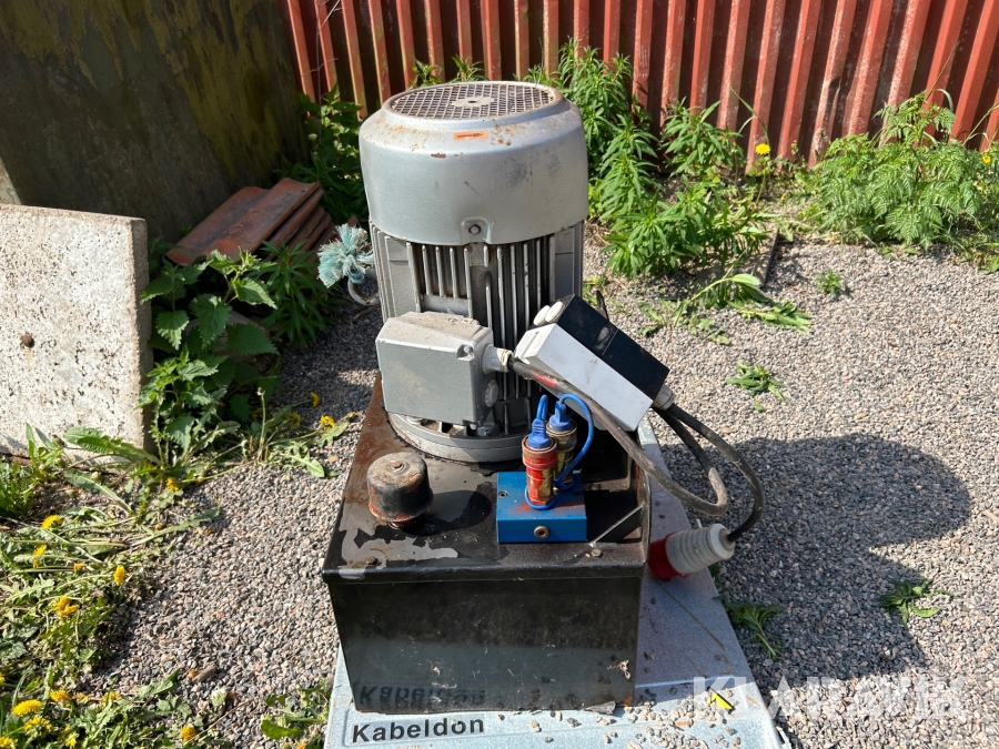 Hydraulpump, Vara, Klaravik auktioner
