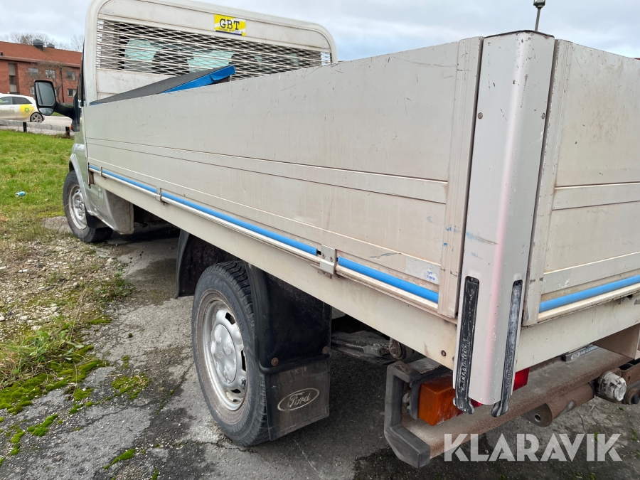 Flakbil Ford Transit 125 T330, Gotland, Klaravik auktioner
