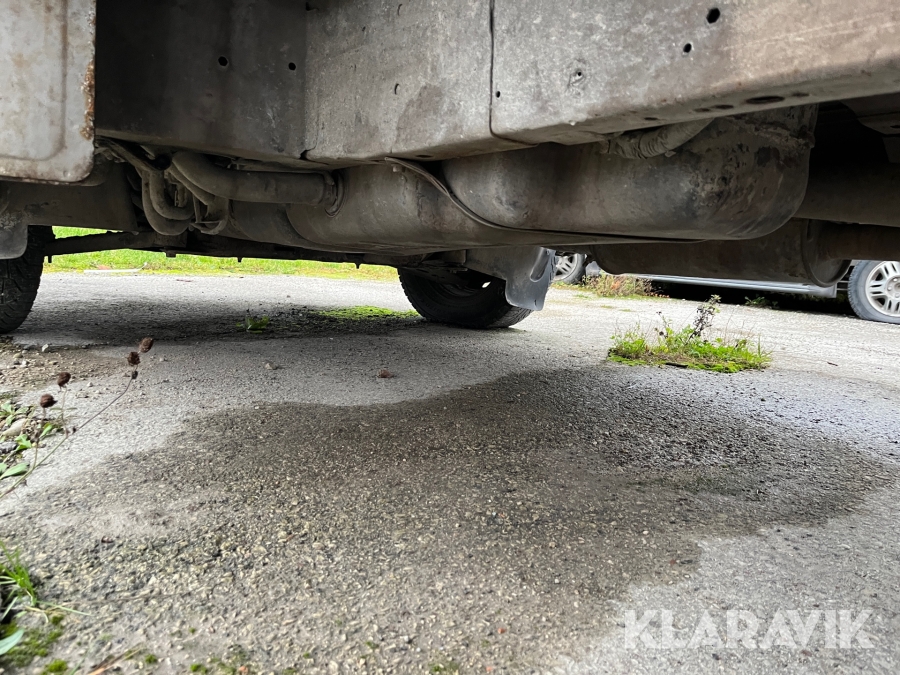 Flakbil Ford Transit 125 T330, Gotland, Klaravik auktioner