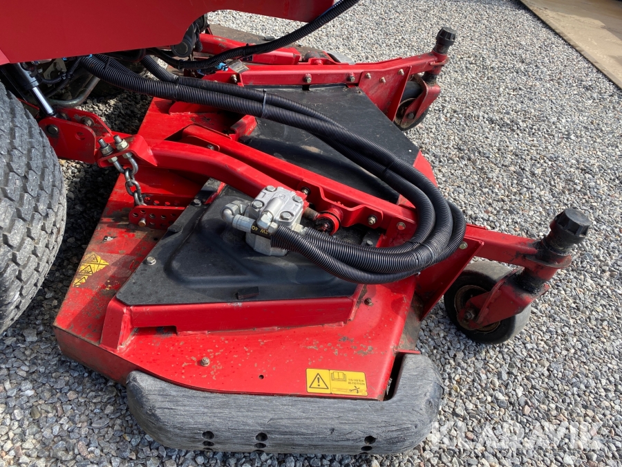 Klaravik Auktioner | Åkgräsklippare Toro Groundsmaster 4010D 4WD