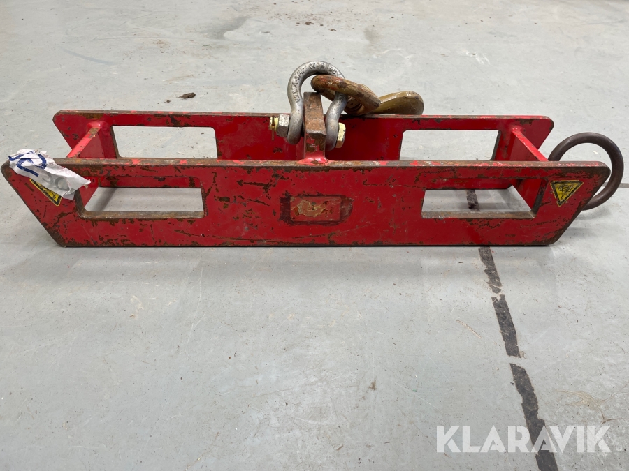 Lyftok, Svalöv, Klaravik auktioner