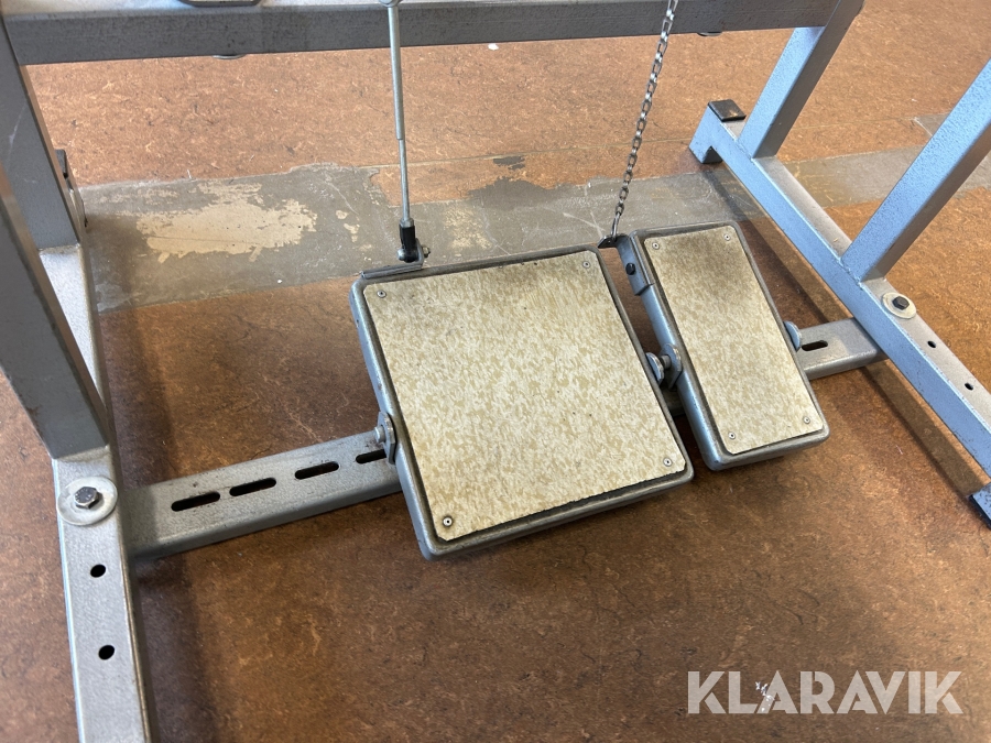 Overlock symaskin Brother MA4-B551, Trollhättan, Klaravik a