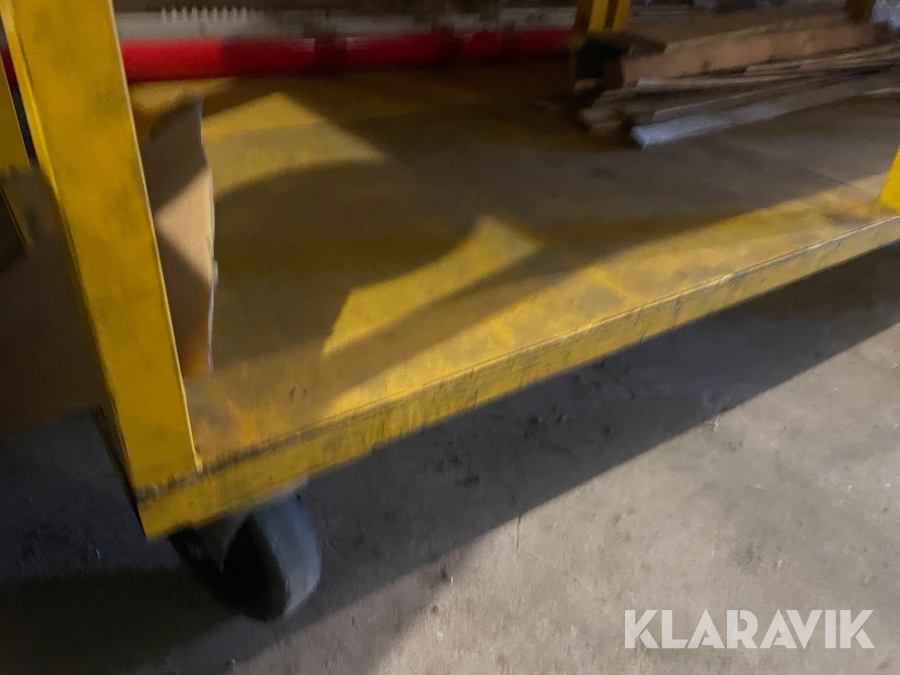 Klaravik Auktioner | Materialvagn