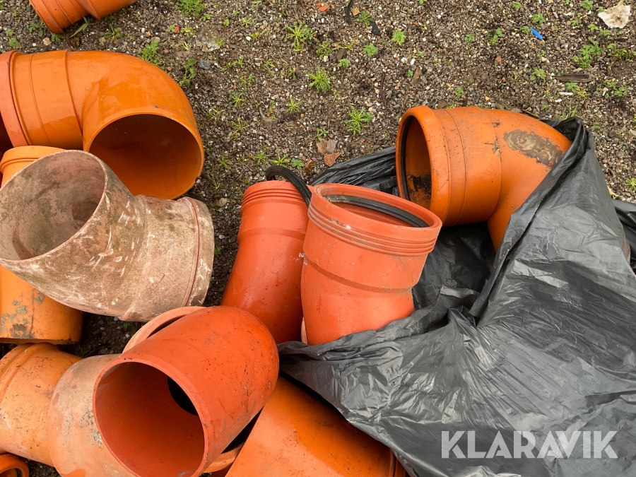 Parti med diverse olika rörböjar & rör, Vänersborg, Klaravik