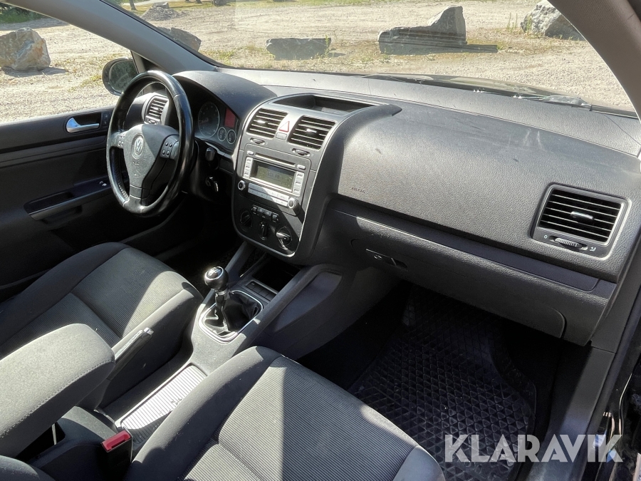 Volkswagen Golf 1,6, Katrineholm, Klaravik auktioner