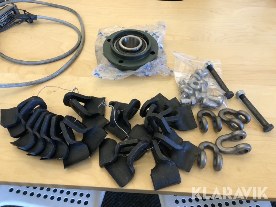 Buskröjare Slagkraft Cranab 450-700 + Spearhead 1200