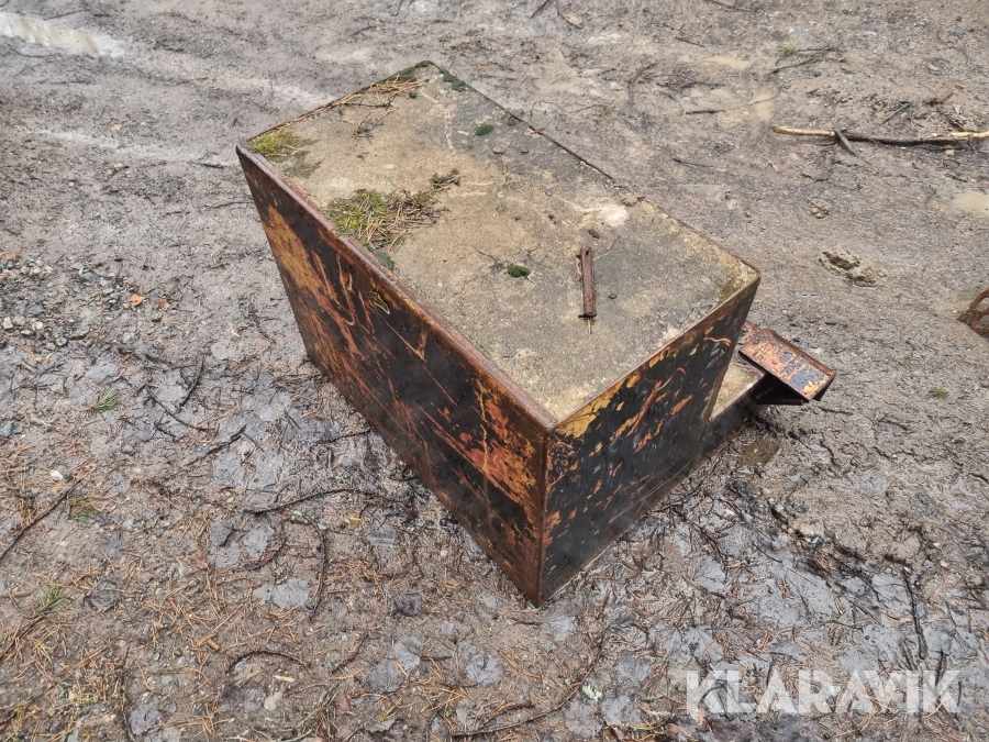 Motvikt, Stockholm, Klaravik auktioner