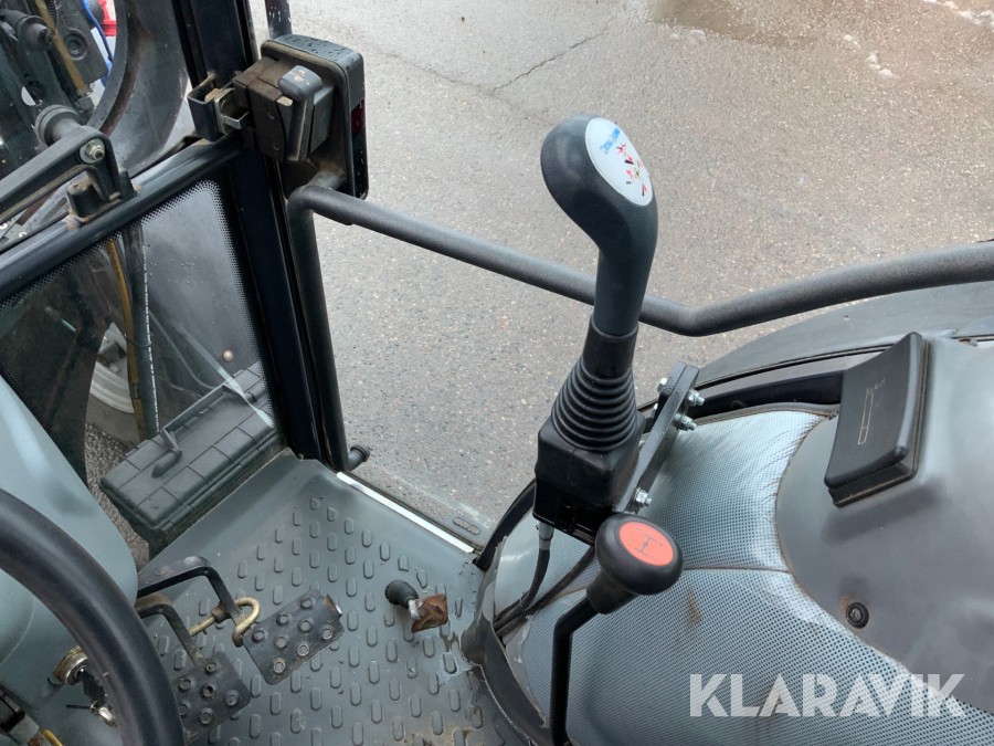 Traktor Mccormick C75 Max med lastare