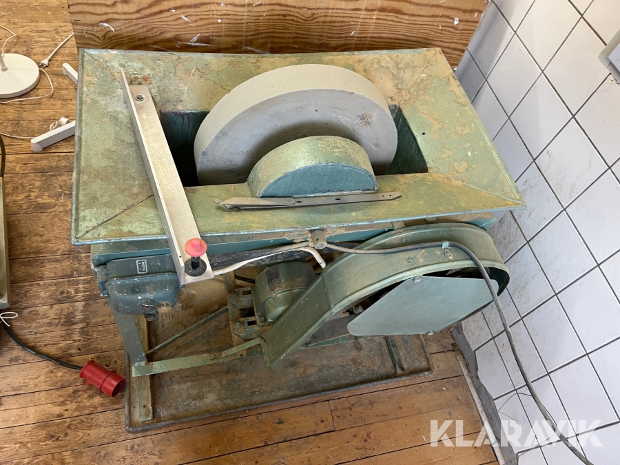 Slipsten, Köping, Klaravik auktioner