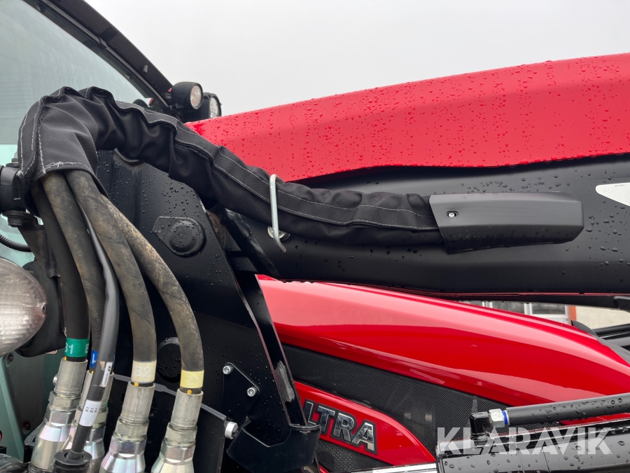 Traktor med lastare Valtra N174, Kinda, Klaravik auktioner