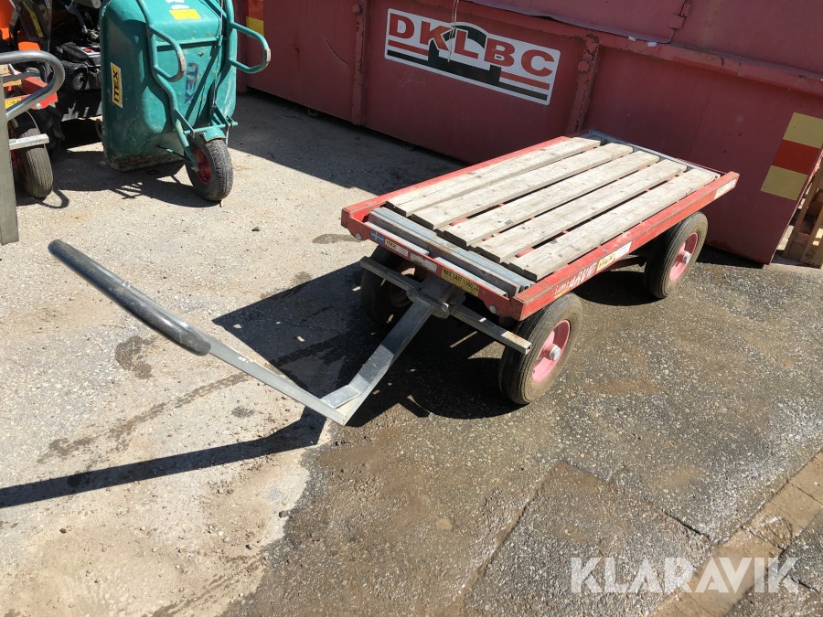 Klaravik Auktioner | Dragvagn Starke Arvid