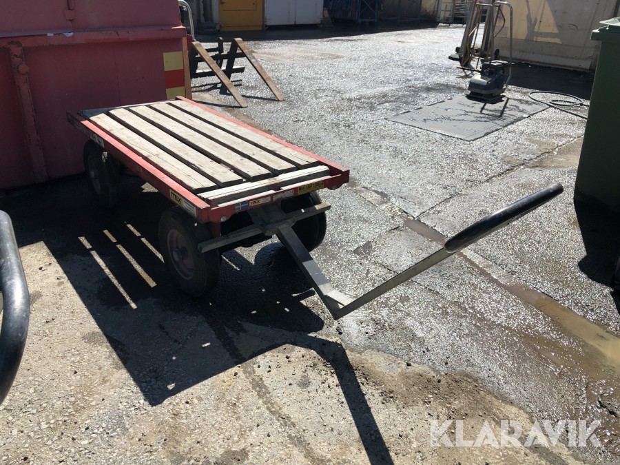 Klaravik Auktioner | Dragvagn Starke Arvid