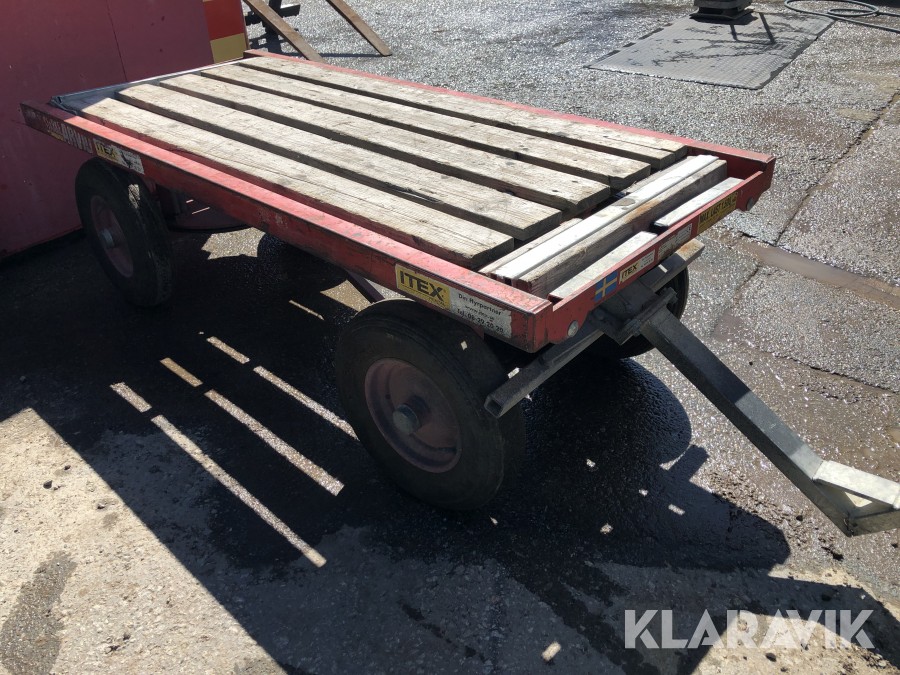 Klaravik Auktioner | Dragvagn Starke Arvid