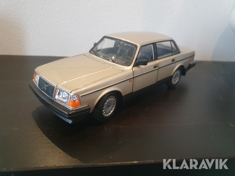Modellbil Volvo 240, Karlstad, Klaravik auktioner