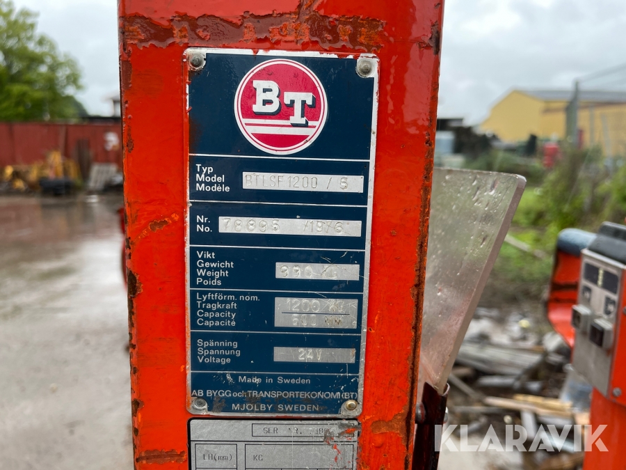 Klaravik Auktioner | Ledstaplare BT BTLSF 1200