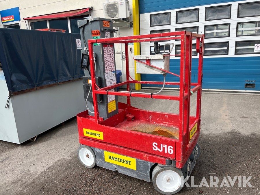 Pelarlift Skyjack SJ16, Linköping, Klaravik auktioner