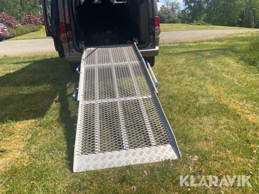 Minibuss Nissan NV200, Värnamo, Klaravik auktioner