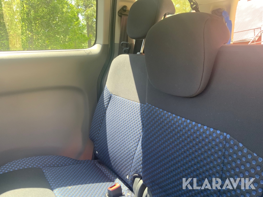 Minibuss Nissan NV200, Värnamo, Klaravik auktioner
