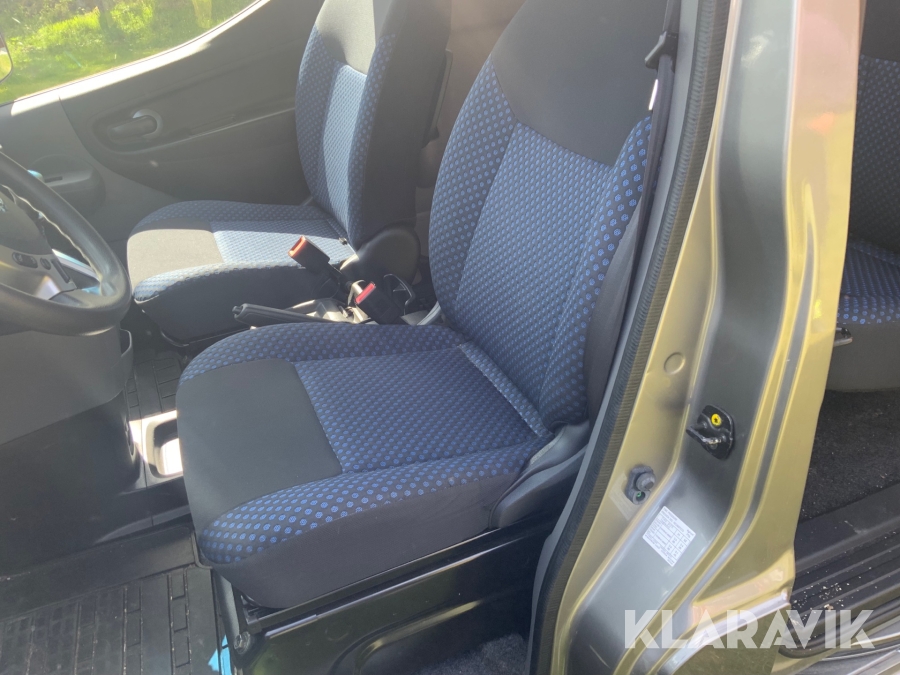 Minibuss Nissan NV200, Värnamo, Klaravik auktioner