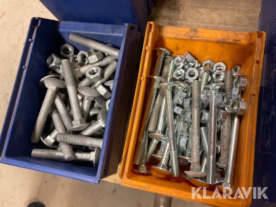 Diverse olika skruvar & bultar, Bengtsfors, Klaravik auktion