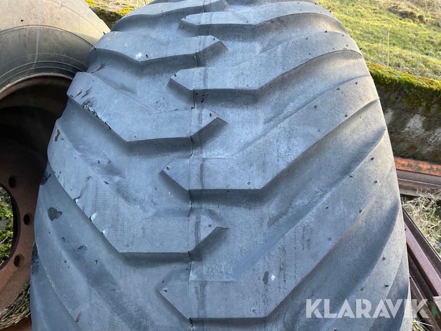 Däck Trelleborg 500-22,5 8PR, Dals-Ed, Klaravik auktioner