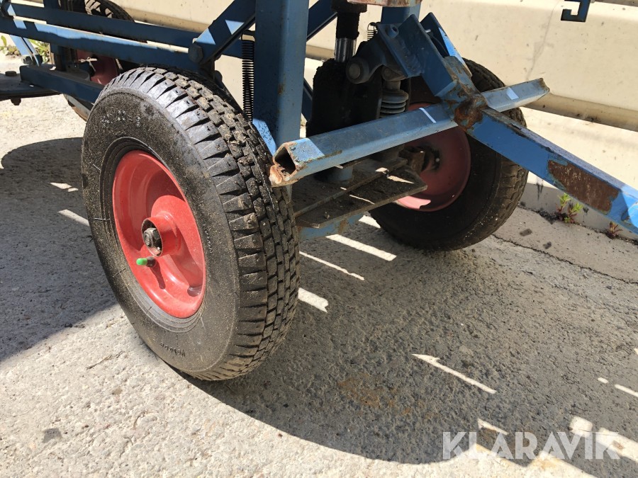 Klaravik Auktioner | Dragvagn