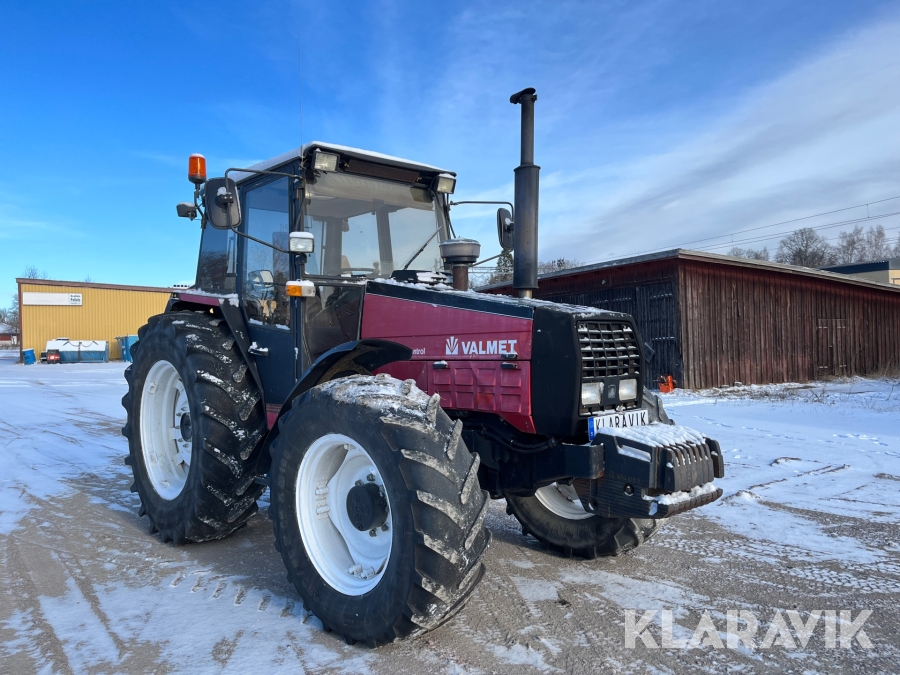 Traktor Valmet 805-4, Hallstahammar, Klaravik auktioner