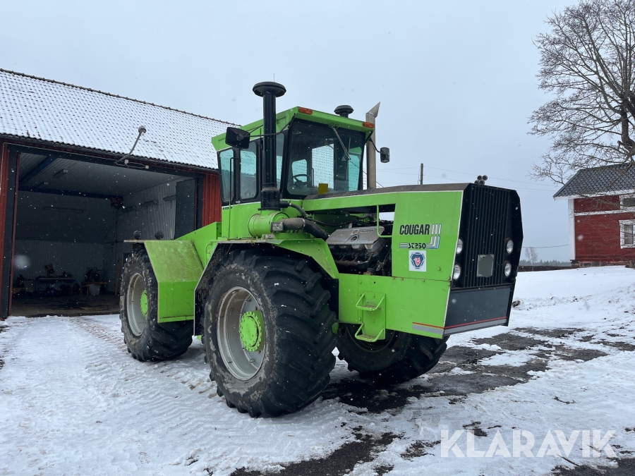 Traktor Steiger Cougar III ST250, Uppsala, Klaravik auktione