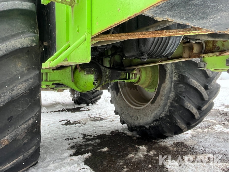 Traktor Steiger Cougar III ST250, Uppsala, Klaravik auktione