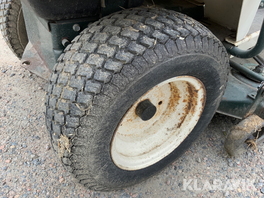 Klaravik Auktioner | Gräsklippare Bolens ST160 hydro