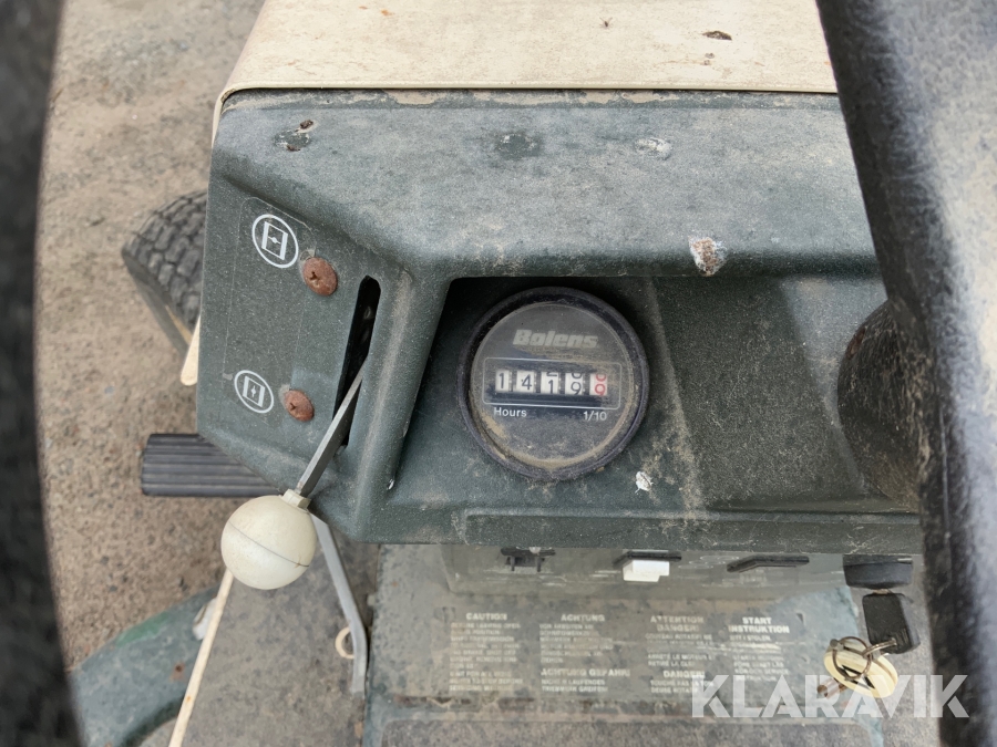 Klaravik Auktioner | Gräsklippare Bolens ST160 hydro