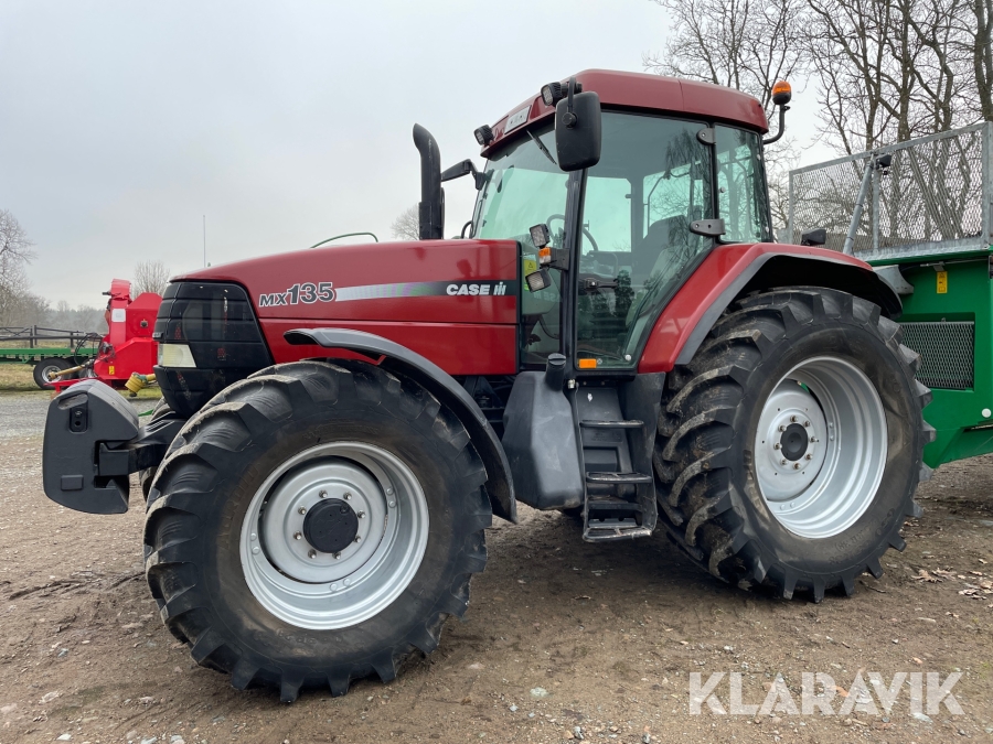 Traktor Case MX 135, Nybro, Klaravik auktioner