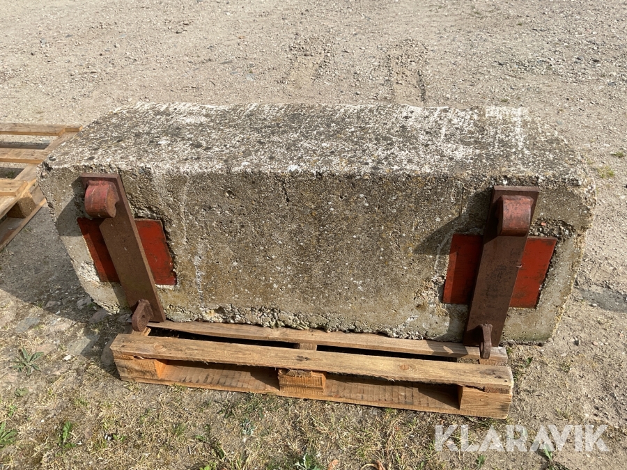 Motvikt, Kävlinge, Klaravik auktioner