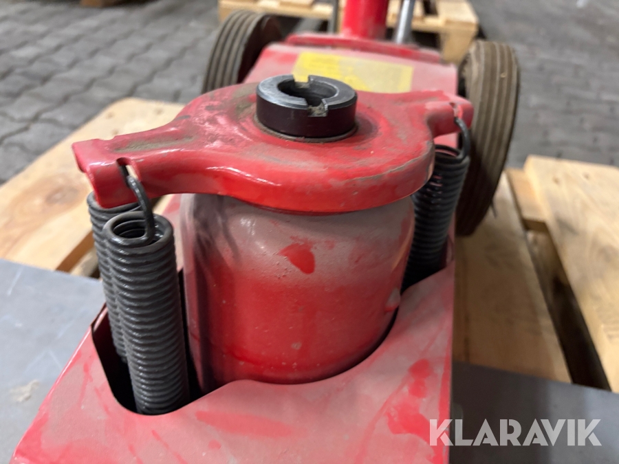 Domkraft, tryckluft, Nässjö, Klaravik auktioner