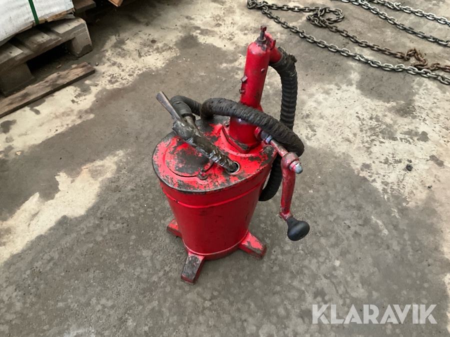 Oljepump, Skurup, Klaravik auktioner