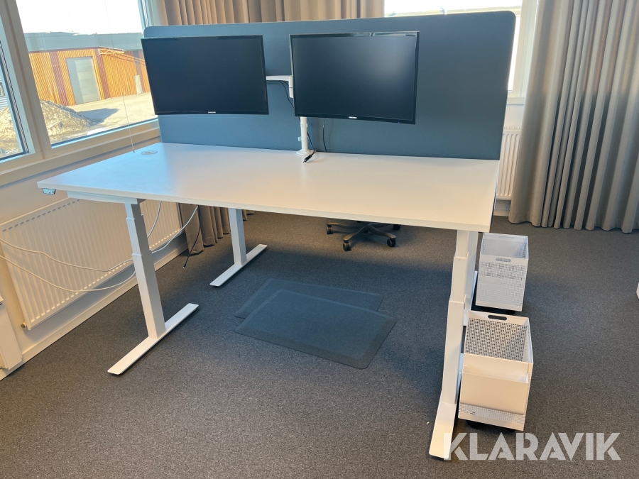 Kontorsbord 4st, Norrköping, Klaravik auktioner