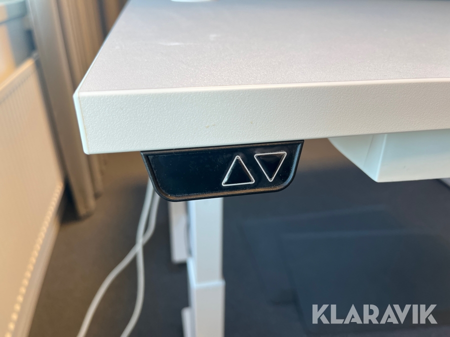 Kontorsbord 4st, Norrköping, Klaravik auktioner