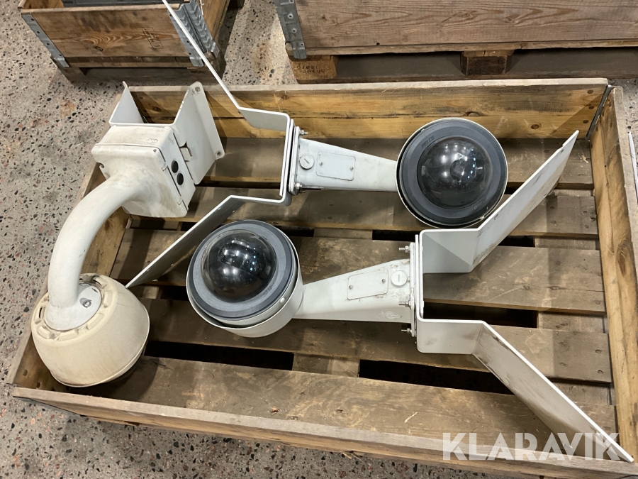 Övervakningskamera 3st Pelco, Katrineholm, Klaravik auktione